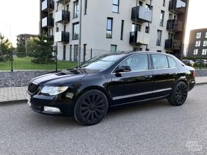 Black Skoda SuperB 2009 in Kaunas, with an engine capacity of 2.00 L and mileage of 341 thousand km for 2800 €, photo 8 on AUTOMOTO.COM.LV