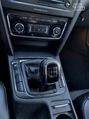 Black Skoda SuperB 2009 in Kaunas, with an engine capacity of 2.00 L and mileage of 341 thousand km for 2800 €, photo 35 on AUTOMOTO.COM.LV