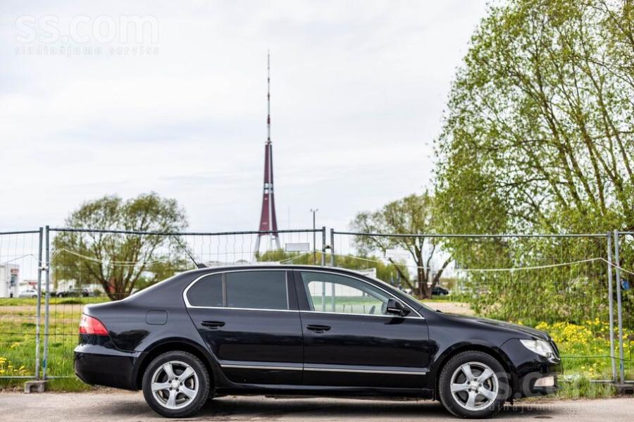Melns Skoda SuperB 2010 Rīga, ar dzinēja tilpumu 2.00 L un nobraukumu 370 tūkst. km par 4990 €, foto 6 vietnē AUTOMOTO.COM.LV
