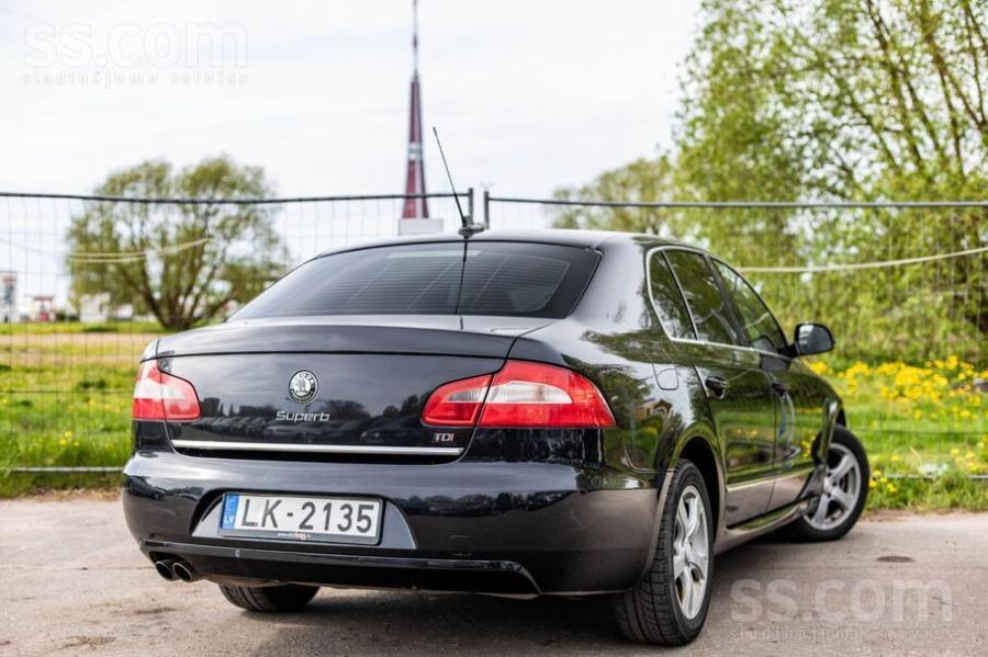Melns Skoda SuperB 2010 Rīga, ar dzinēja tilpumu 2.00 L un nobraukumu 370 tūkst. km par 4990 €, foto 8 vietnē AUTOMOTO.COM.LV