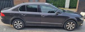 Melns Skoda SuperB 2010 Viļņa, ar dzinēja tilpumu 1.97 L un nobraukumu 345 tūkst. km par 2700 €, foto 3 vietnē AUTOMOTO.COM.LV