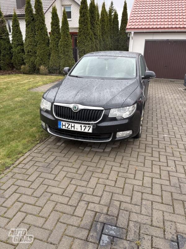 Black Skoda SuperB 2013 in Panevezys, with an engine capacity of 2.00 L and mileage of 362 thousand km for 1600 €, photo 1 on AUTOMOTO.COM.LV