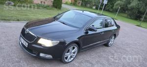 Black Skoda SuperB 2013 in Kuldiga, with an engine capacity of 2.00 L and mileage of 340 thousand km for 3999 €, photo 4 on AUTOMOTO.COM.LV