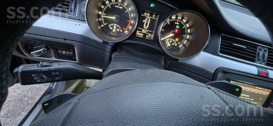 Black Skoda SuperB 2013 in Kuldiga, with an engine capacity of 2.00 L and mileage of 340 thousand km for 3999 €, photo 30 on AUTOMOTO.COM.LV