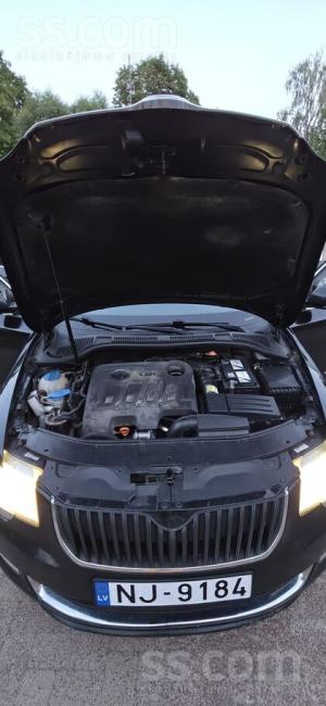 Black Skoda SuperB 2013 in Kuldiga, with an engine capacity of 2.00 L and mileage of 340 thousand km for 3999 €, photo 32 on AUTOMOTO.COM.LV