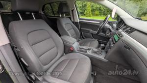 Melns Skoda SuperB 2013 Rapla, ar dzinēja tilpumu 2.00 L un nobraukumu 371 tūkst. km par 6000 €, foto 21 vietnē AUTOMOTO.COM.LV