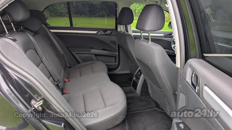 Melns Skoda SuperB 2013 Rapla, ar dzinēja tilpumu 2.00 L un nobraukumu 371 tūkst. km par 6000 €, foto 24 vietnē AUTOMOTO.COM.LV