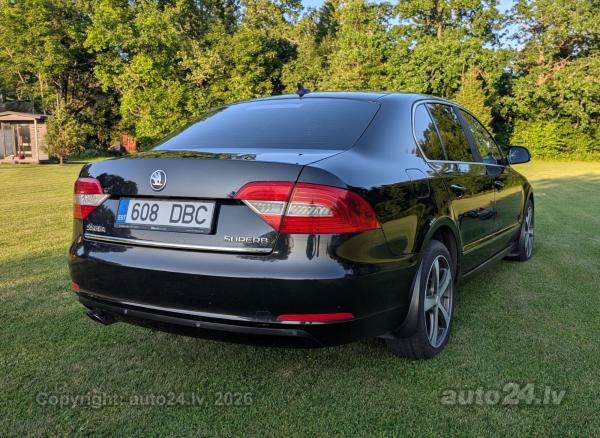 Melns Skoda SuperB 2013 Rapla, ar dzinēja tilpumu 2.00 L un nobraukumu 371 tūkst. km par 6000 €, foto 1 vietnē AUTOMOTO.COM.LV