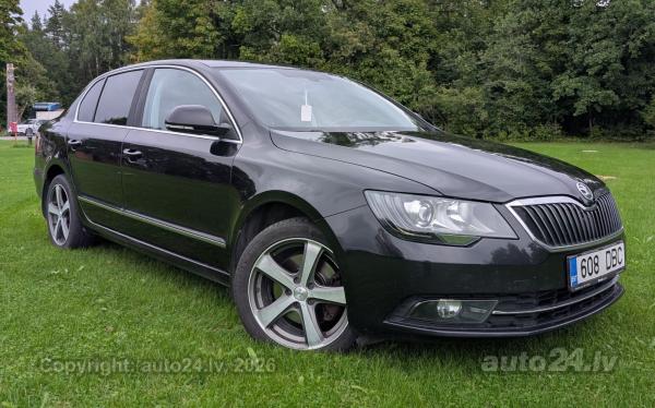 Melns Skoda SuperB 2013 Rapla, ar dzinēja tilpumu 2.00 L un nobraukumu 371 tūkst. km par 6000 €, foto 7 vietnē AUTOMOTO.COM.LV