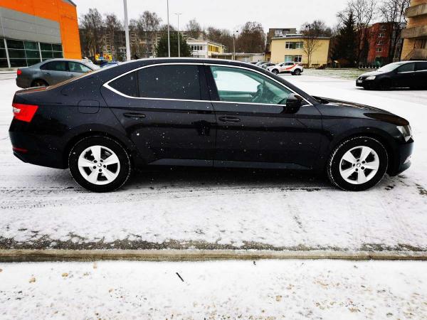 Melns Skoda SuperB 2015 Kauņa, ar dzinēja tilpumu 1.97 L un nobraukumu 286 tūkst. km par 8950 €, foto 8 vietnē AUTOMOTO.COM.LV