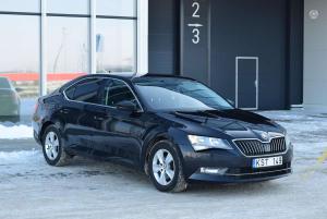 Black Skoda SuperB 2015 in Vilnius, with an engine capacity of 1.97 L and mileage of 286 thousand km for 10000 €, photo 3 on AUTOMOTO.COM.LV