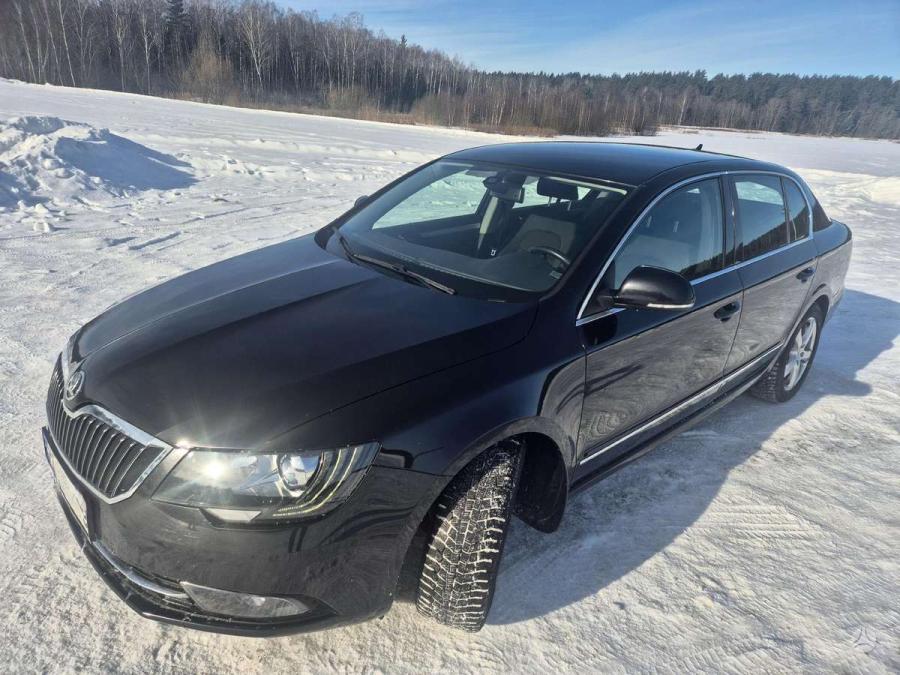 Black Skoda SuperB 2015 in Vilnius, with an engine capacity of 1.80 L and mileage of 98 thousand km for 8200 €, photo 5 on AUTOMOTO.COM.LV