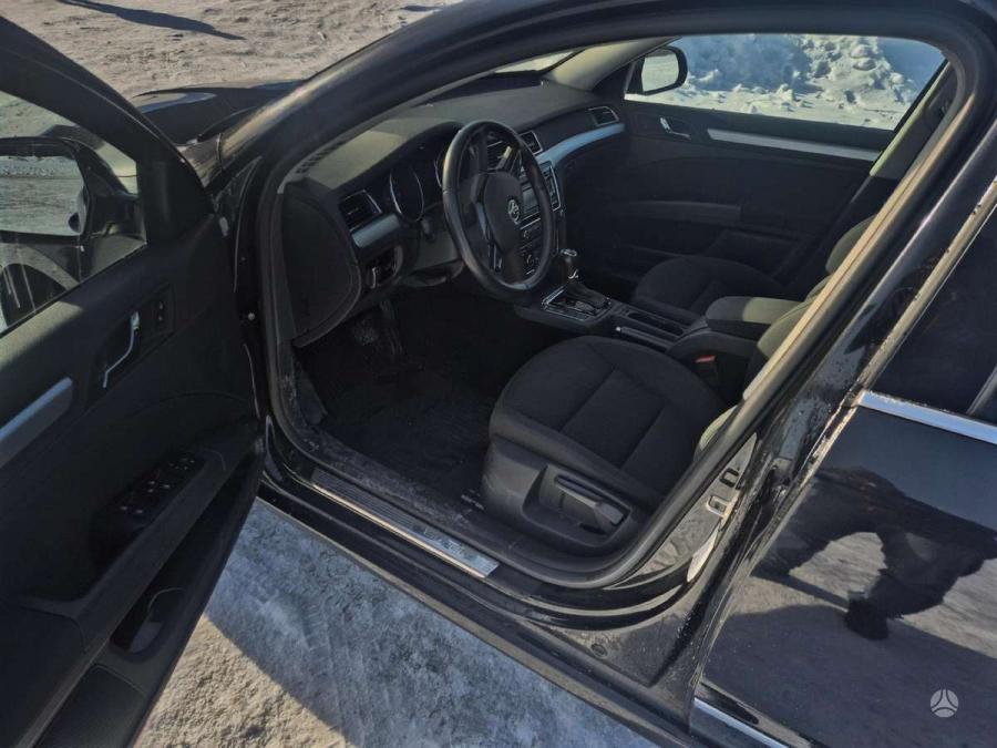 Black Skoda SuperB 2015 in Vilnius, with an engine capacity of 1.80 L and mileage of 98 thousand km for 8200 €, photo 9 on AUTOMOTO.COM.LV