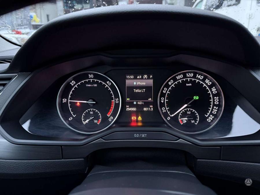 Black Skoda SuperB 2016 in Vilnius, with an engine capacity of 1.97 L and mileage of 295 thousand km for 13500 €, photo 11 on AUTOMOTO.COM.LV