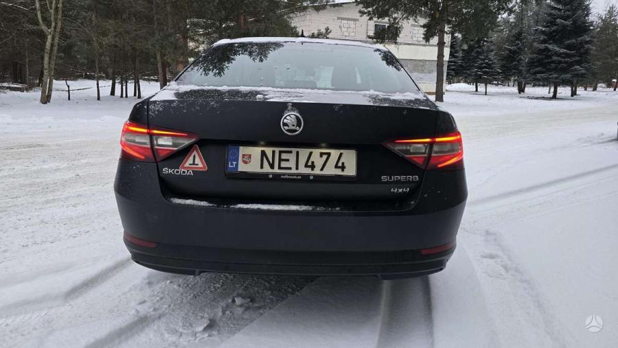 Melns Skoda SuperB 2016 Alīta, ar dzinēja tilpumu 1.97 L un nobraukumu 262 tūkst. km par 10350 €, foto 5 vietnē AUTOMOTO.COM.LV