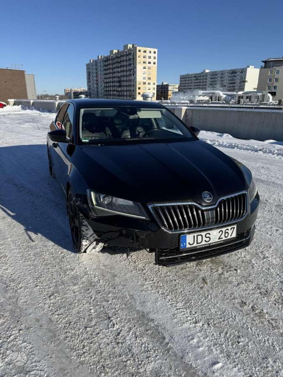 Black Skoda SuperB 2016 in Vilnius, with an engine capacity of 1.97 L and mileage of 430 thousand km for 5700 €, photo 2 on AUTOMOTO.COM.LV