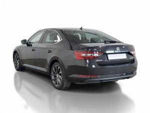 Melns Skoda SuperB 2016 Avižieniai, ar dzinēja tilpumu 2.00 L un nobraukumu 339 tūkst. km par 11300 €, foto 4 vietnē AUTOMOTO.COM.LV