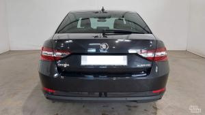 Melns Skoda SuperB 2016 Avižieniai, ar dzinēja tilpumu 2.00 L un nobraukumu 339 tūkst. km par 11300 €, foto 7 vietnē AUTOMOTO.COM.LV