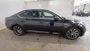 Melns Skoda SuperB 2016 Avižieniai, ar dzinēja tilpumu 2.00 L un nobraukumu 339 tūkst. km par 11300 €, foto 9 vietnē AUTOMOTO.COM.LV