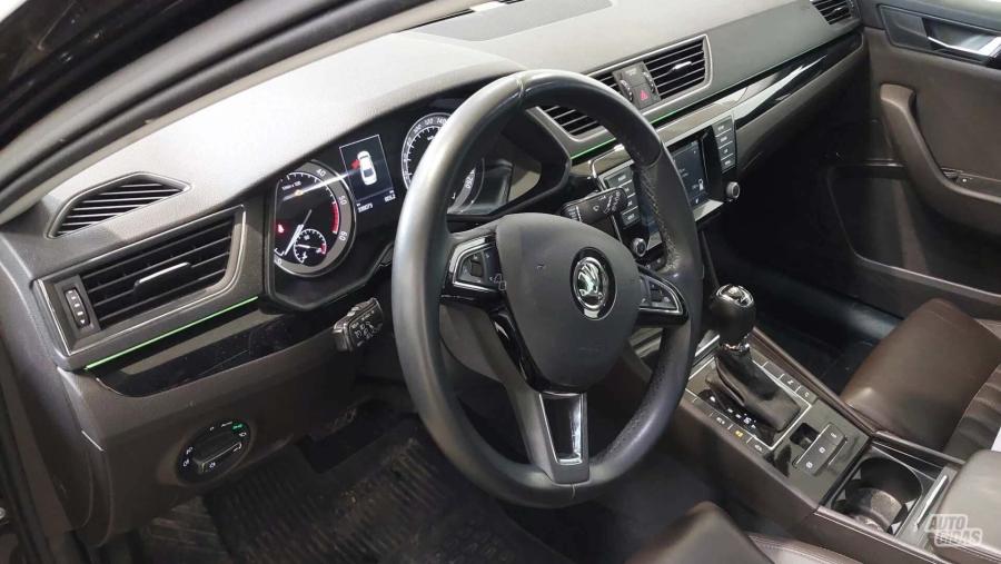 Melns Skoda SuperB 2016 Avižieniai, ar dzinēja tilpumu 2.00 L un nobraukumu 339 tūkst. km par 11300 €, foto 12 vietnē AUTOMOTO.COM.LV