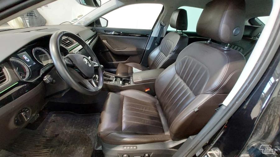 Melns Skoda SuperB 2016 Avižieniai, ar dzinēja tilpumu 2.00 L un nobraukumu 339 tūkst. km par 11300 €, foto 13 vietnē AUTOMOTO.COM.LV