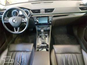 Melns Skoda SuperB 2016 Avižieniai, ar dzinēja tilpumu 2.00 L un nobraukumu 339 tūkst. km par 11300 €, foto 18 vietnē AUTOMOTO.COM.LV