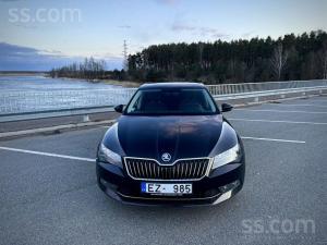 Melns Skoda SuperB 2016 Rīga, ar dzinēja tilpumu 2.00 L un nobraukumu 265 tūkst. km par 8900 €, foto  vietnē AUTOMOTO.COM.LV