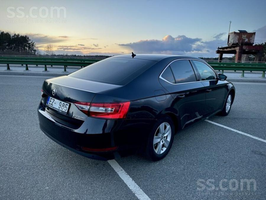 Melns Skoda SuperB 2016 Rīga, ar dzinēja tilpumu 2.00 L un nobraukumu 265 tūkst. km par 8900 €, foto 5 vietnē AUTOMOTO.COM.LV