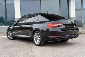 Black Skoda SuperB 2016 in Vilnius, with an engine capacity of 1.80 L and mileage of 190 thousand km for 13550 €, photo 5 on AUTOMOTO.COM.LV