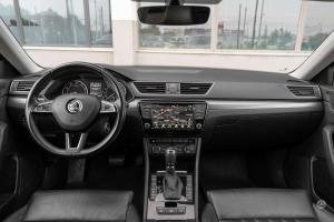 Black Skoda SuperB 2016 in Vilnius, with an engine capacity of 1.80 L and mileage of 190 thousand km for 13550 €, photo 12 on AUTOMOTO.COM.LV