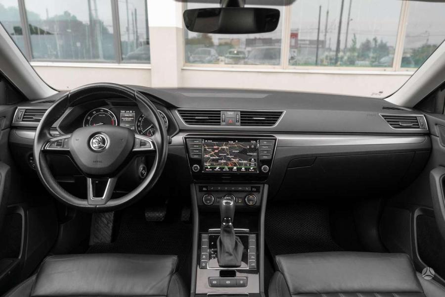 Black Skoda SuperB 2016 in Vilnius, with an engine capacity of 1.80 L and mileage of 190 thousand km for 13550 €, photo 12 on AUTOMOTO.COM.LV