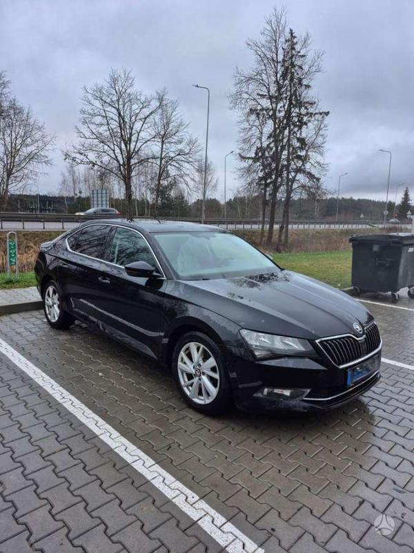 Melns Skoda SuperB 2017 Viļņa, ar dzinēja tilpumu 1.97 L un nobraukumu 344 tūkst. km par 8000 €, foto 1 vietnē AUTOMOTO.COM.LV