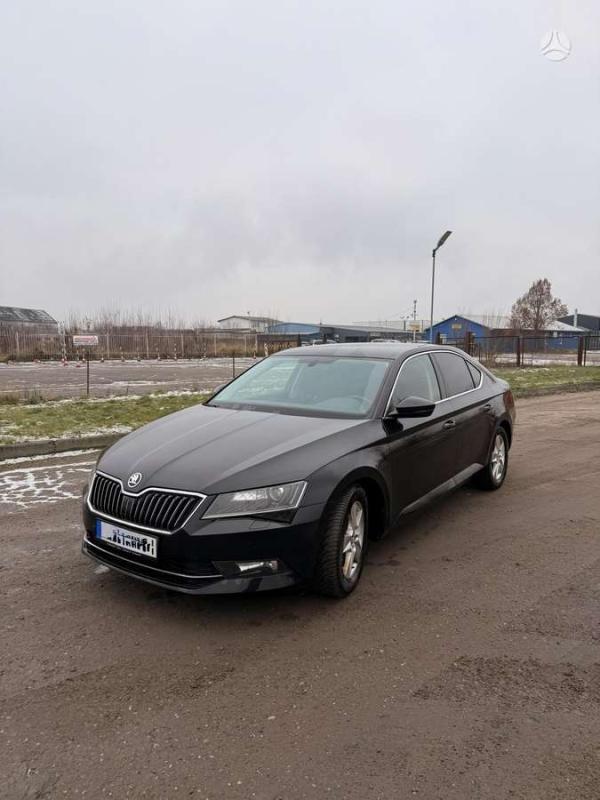 Melns Skoda SuperB 2017 Kėdainiai, ar dzinēja tilpumu 1.60 L un nobraukumu 266 tūkst. km par 10500 €, foto 1 vietnē AUTOMOTO.COM.LV