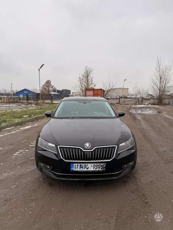 Melns Skoda SuperB 2017 Kėdainiai, ar dzinēja tilpumu 1.60 L un nobraukumu 266 tūkst. km par 10500 €, foto 2 vietnē AUTOMOTO.COM.LV
