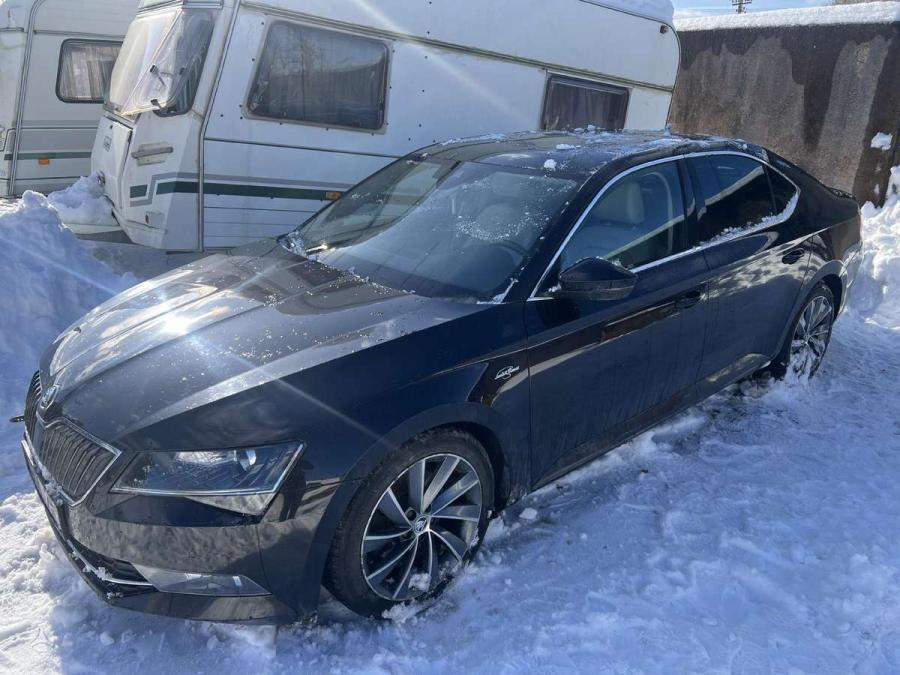 Melns Skoda SuperB 2017 Mažeikiai, ar dzinēja tilpumu 1.97 L un nobraukumu 243 tūkst. km par 6900 €, foto 2 vietnē AUTOMOTO.COM.LV