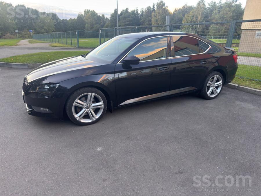 Black Skoda SuperB 2017 in Riga, with an engine capacity of 1.60 L and mileage of 335 thousand km for 10980 €, photo 1 on AUTOMOTO.COM.LV
