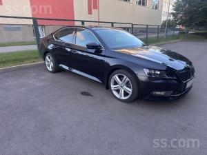 Black Skoda SuperB 2017 in Riga, with an engine capacity of 1.60 L and mileage of 335 thousand km for 10980 €, photo 3 on AUTOMOTO.COM.LV