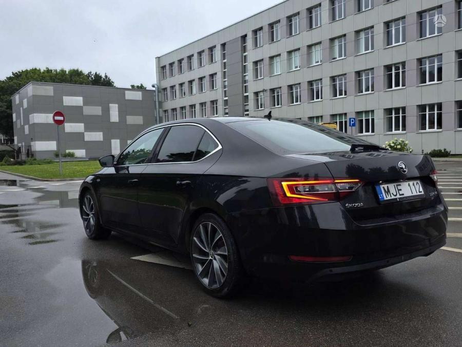 Melns Skoda SuperB 2018 Kretinga, ar dzinēja tilpumu 1.97 L un nobraukumu 345 tūkst. km par 14800 €, foto 6 vietnē AUTOMOTO.COM.LV