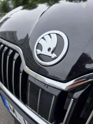 Melns Skoda SuperB 2018 Kretinga, ar dzinēja tilpumu 1.97 L un nobraukumu 345 tūkst. km par 14800 €, foto 7 vietnē AUTOMOTO.COM.LV