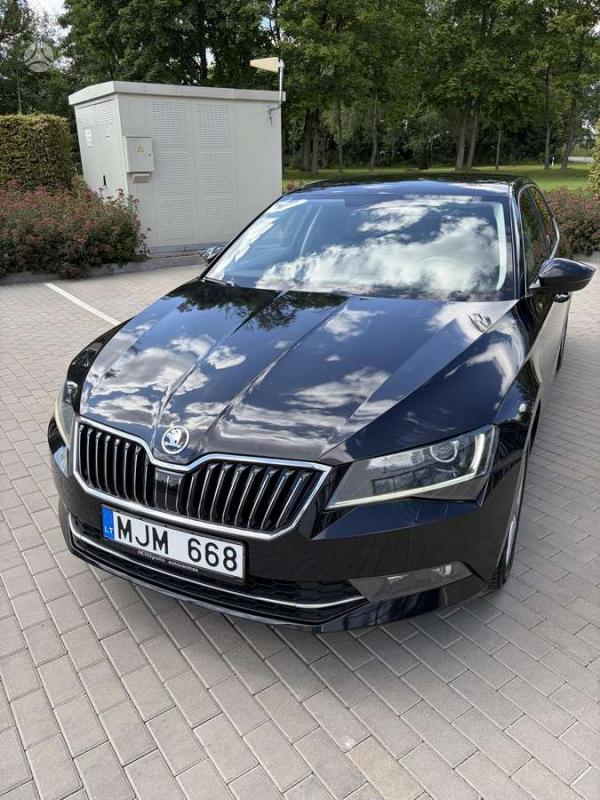 Melns Skoda SuperB 2018 Viļņa, ar dzinēja tilpumu 1.60 L un nobraukumu 221 tūkst. km par 10400 €, foto 2 vietnē AUTOMOTO.COM.LV