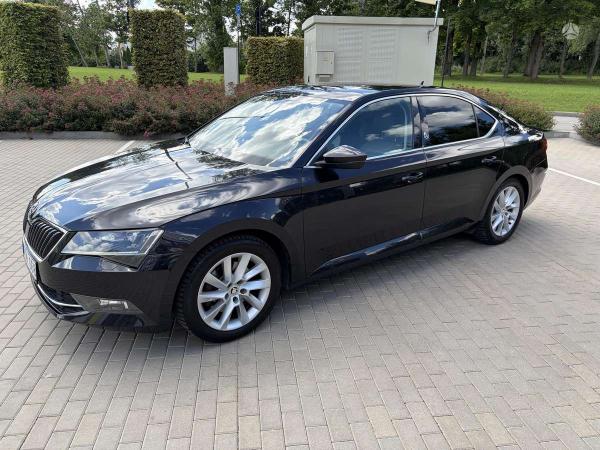 Melns Skoda SuperB 2018 Viļņa, ar dzinēja tilpumu 1.60 L un nobraukumu 221 tūkst. km par 10400 €, foto 3 vietnē AUTOMOTO.COM.LV