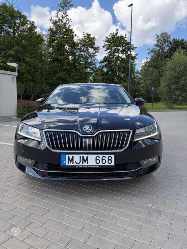 Melns Skoda SuperB 2018 Viļņa, ar dzinēja tilpumu 1.60 L un nobraukumu 221 tūkst. km par 10400 €, foto 9 vietnē AUTOMOTO.COM.LV