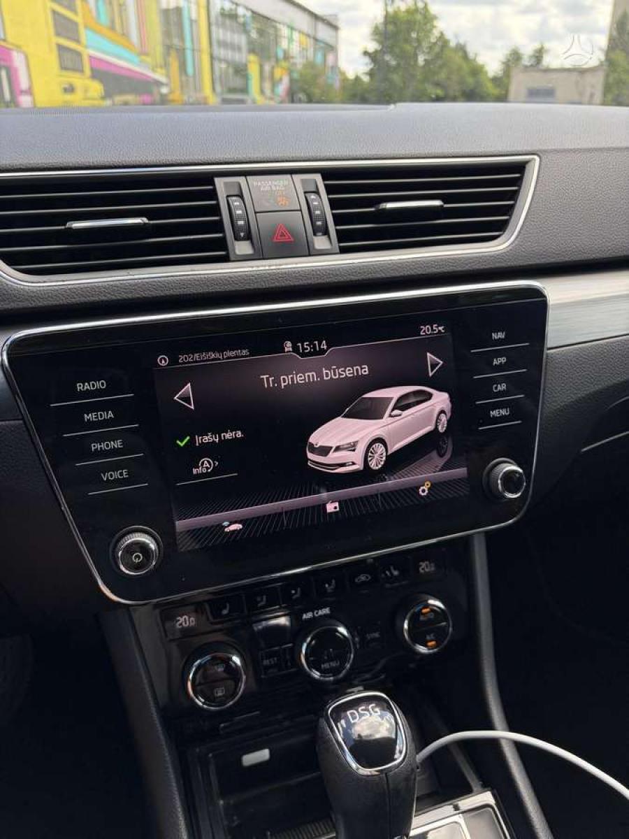 Black Skoda SuperB 2018 in Vilnius, with an engine capacity of 1.60 L and mileage of 221 thousand km for 10400 €, photo 15 on AUTOMOTO.COM.LV