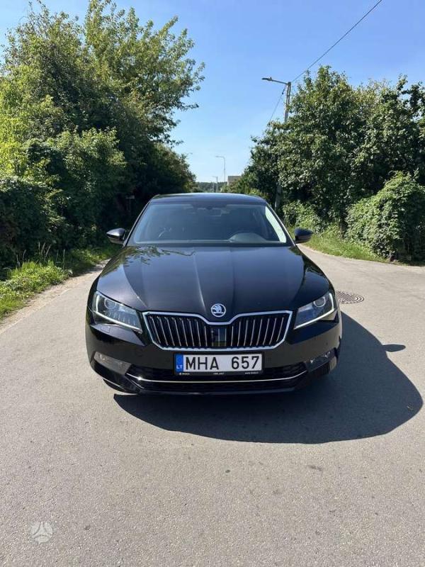 Melns Skoda SuperB 2018 Viļņa, ar dzinēja tilpumu 1.97 L un nobraukumu 297 tūkst. km par 11200 €, foto 1 vietnē AUTOMOTO.COM.LV