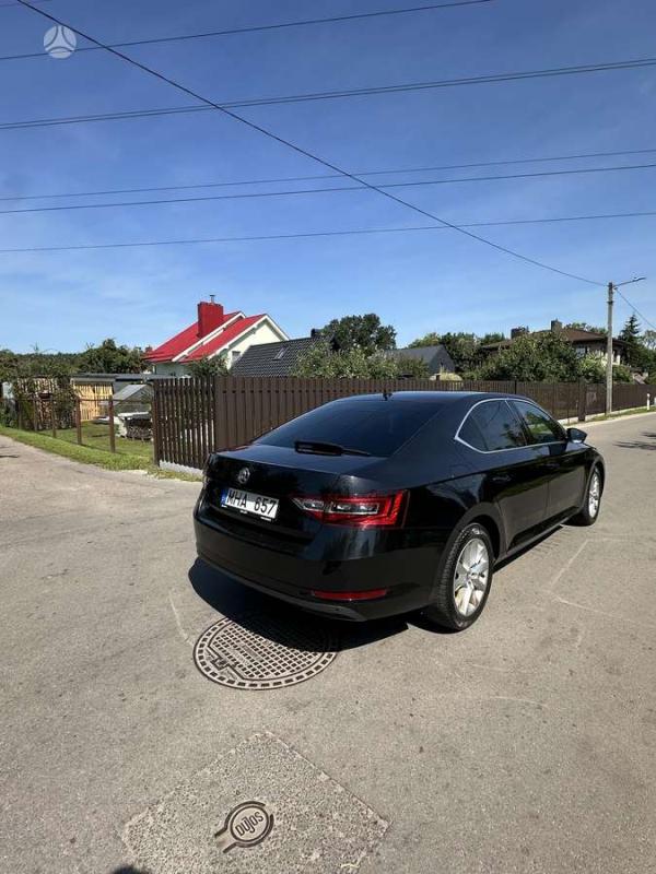 Melns Skoda SuperB 2018 Viļņa, ar dzinēja tilpumu 1.97 L un nobraukumu 297 tūkst. km par 11200 €, foto 5 vietnē AUTOMOTO.COM.LV