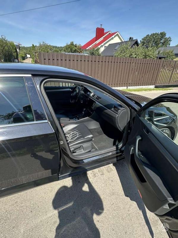 Melns Skoda SuperB 2018 Viļņa, ar dzinēja tilpumu 1.97 L un nobraukumu 297 tūkst. km par 11200 €, foto 10 vietnē AUTOMOTO.COM.LV