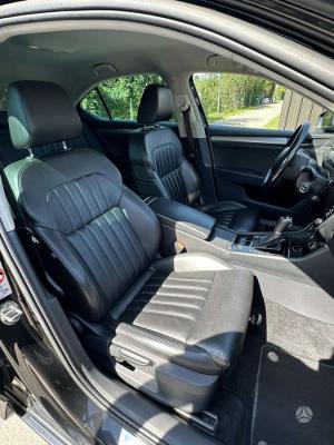 Melns Skoda SuperB 2018 Viļņa, ar dzinēja tilpumu 1.97 L un nobraukumu 297 tūkst. km par 11200 €, foto 12 vietnē AUTOMOTO.COM.LV