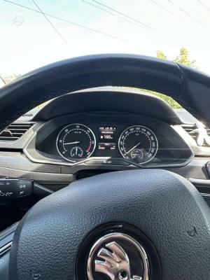 Melns Skoda SuperB 2018 Viļņa, ar dzinēja tilpumu 1.97 L un nobraukumu 297 tūkst. km par 11200 €, foto 14 vietnē AUTOMOTO.COM.LV
