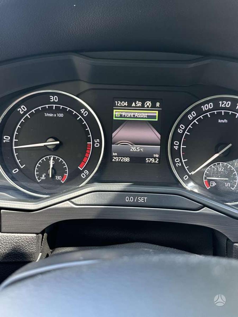 Melns Skoda SuperB 2018 Viļņa, ar dzinēja tilpumu 1.97 L un nobraukumu 297 tūkst. km par 11200 €, foto 17 vietnē AUTOMOTO.COM.LV