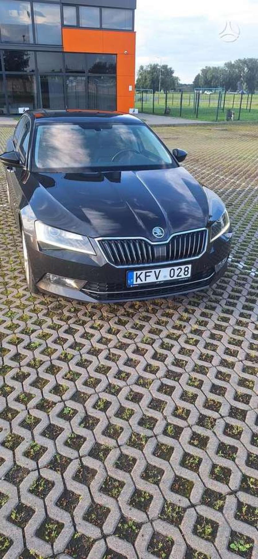 Melns Skoda SuperB 2018 Kauņa, ar dzinēja tilpumu 1.80 L un nobraukumu 189 tūkst. km par 14500 €, foto 7 vietnē AUTOMOTO.COM.LV